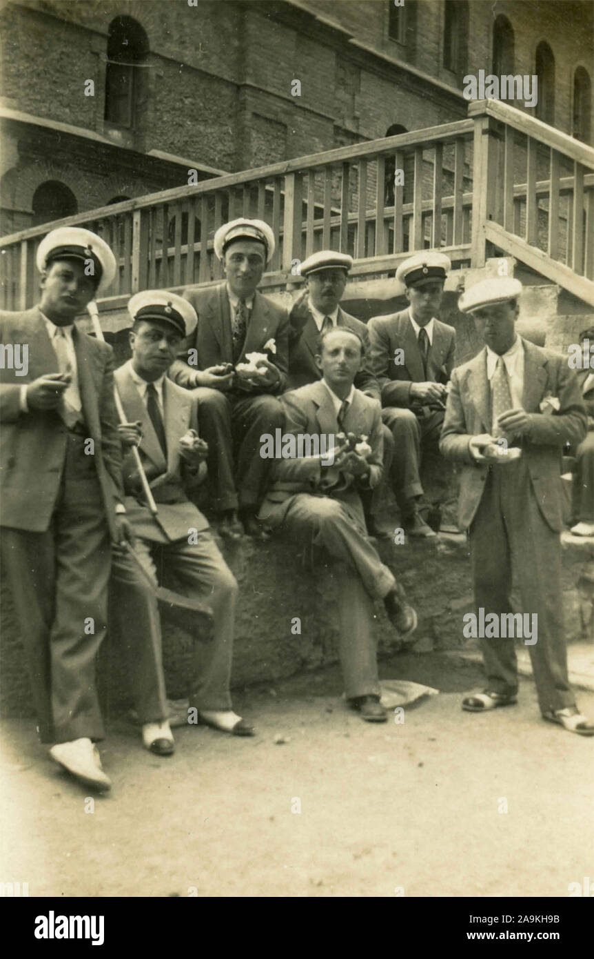 Same hat hi-res stock photography and images - Alamy