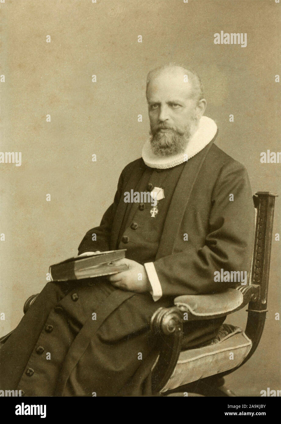 Was a protestant pastor hi-res stock photography and images - Alamy