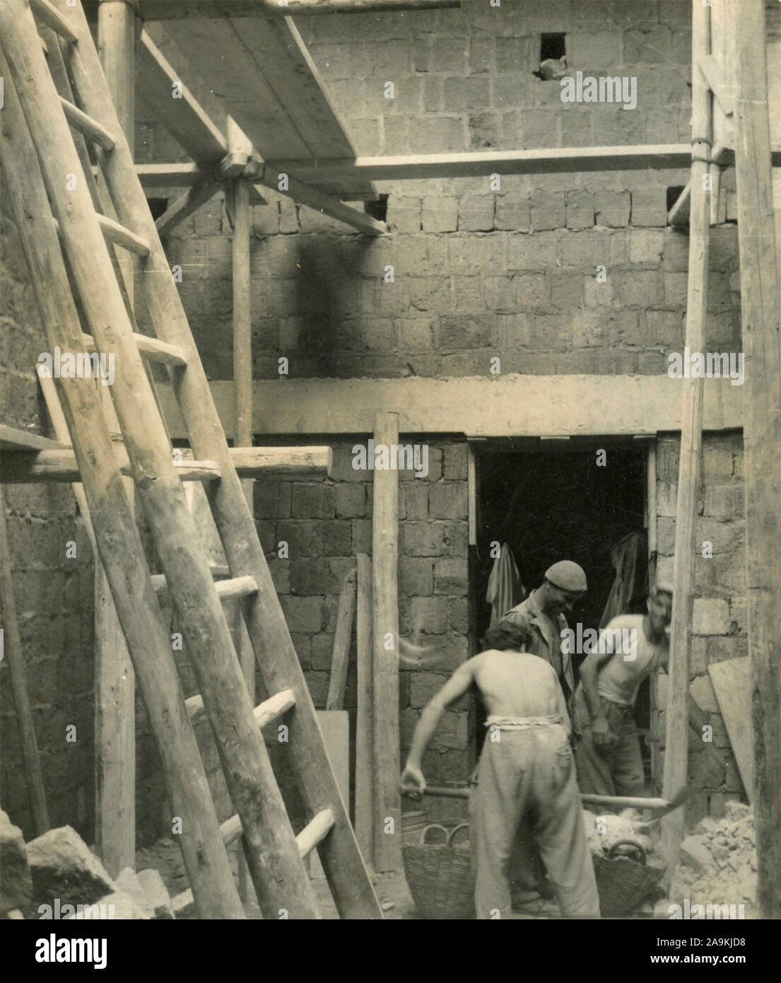 1940s construction site hi-res stock photography and images - Alamy