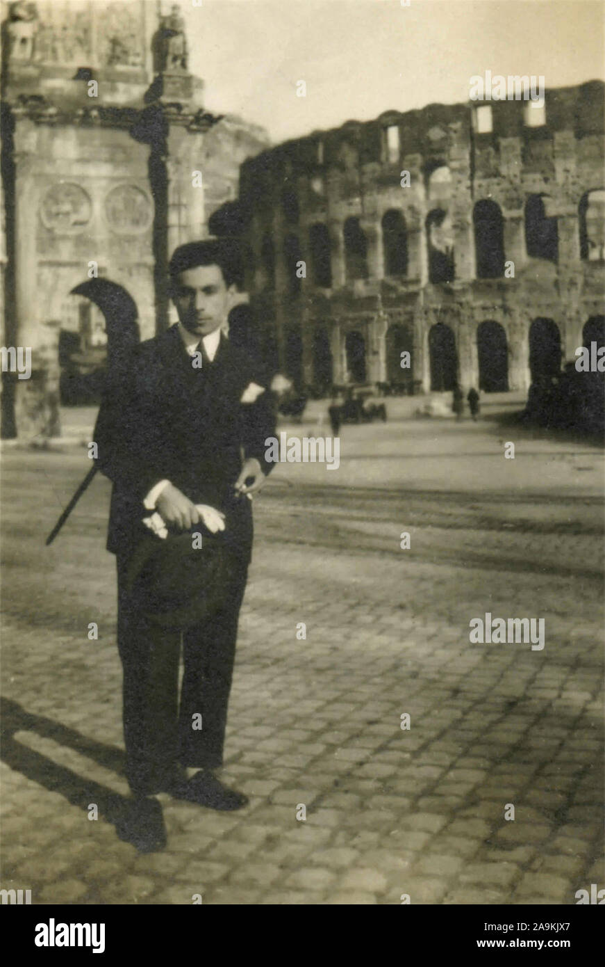 Rome colosseum 1920s hi-res stock photography and images - Alamy