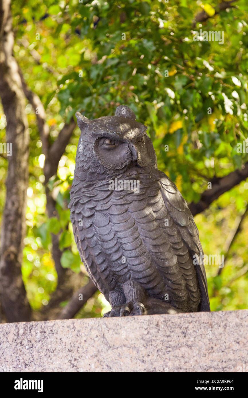 Owl statue, Herald Square, New York City, United States of America ...