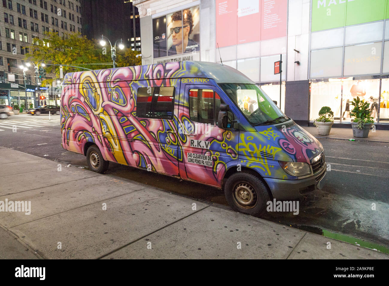 Graffiti van new york hi-res stock photography and images - Alamy