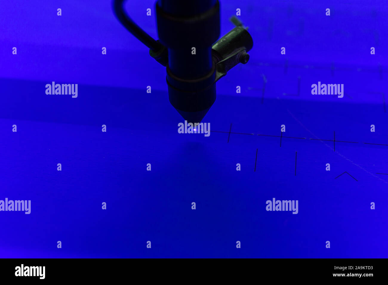 Laser beam cutting hi-res stock photography and images - Alamy