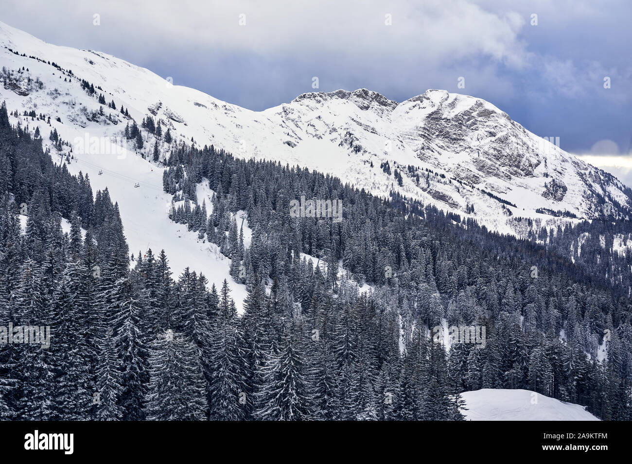 Beautiful view mountain ski hi-res stock photography and images - Alamy