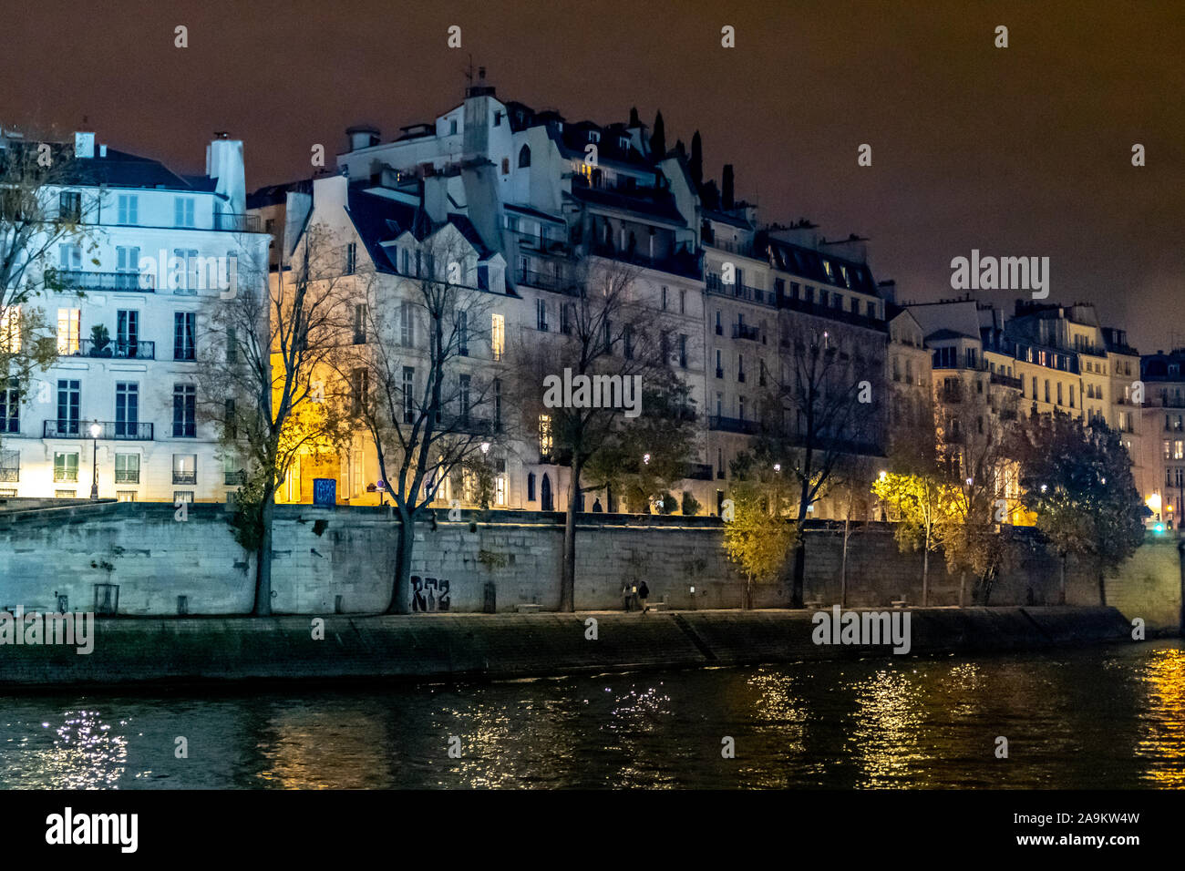 Paris by night, famous buildings Stock Photo - Alamy