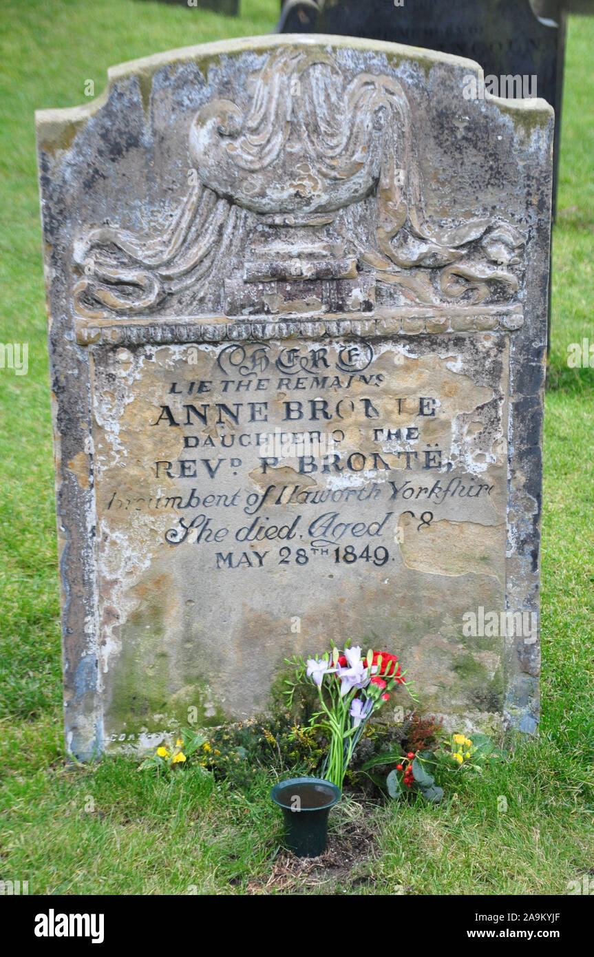 Anne Bronte's gravestone, Scarborough Stock Photo - Alamy