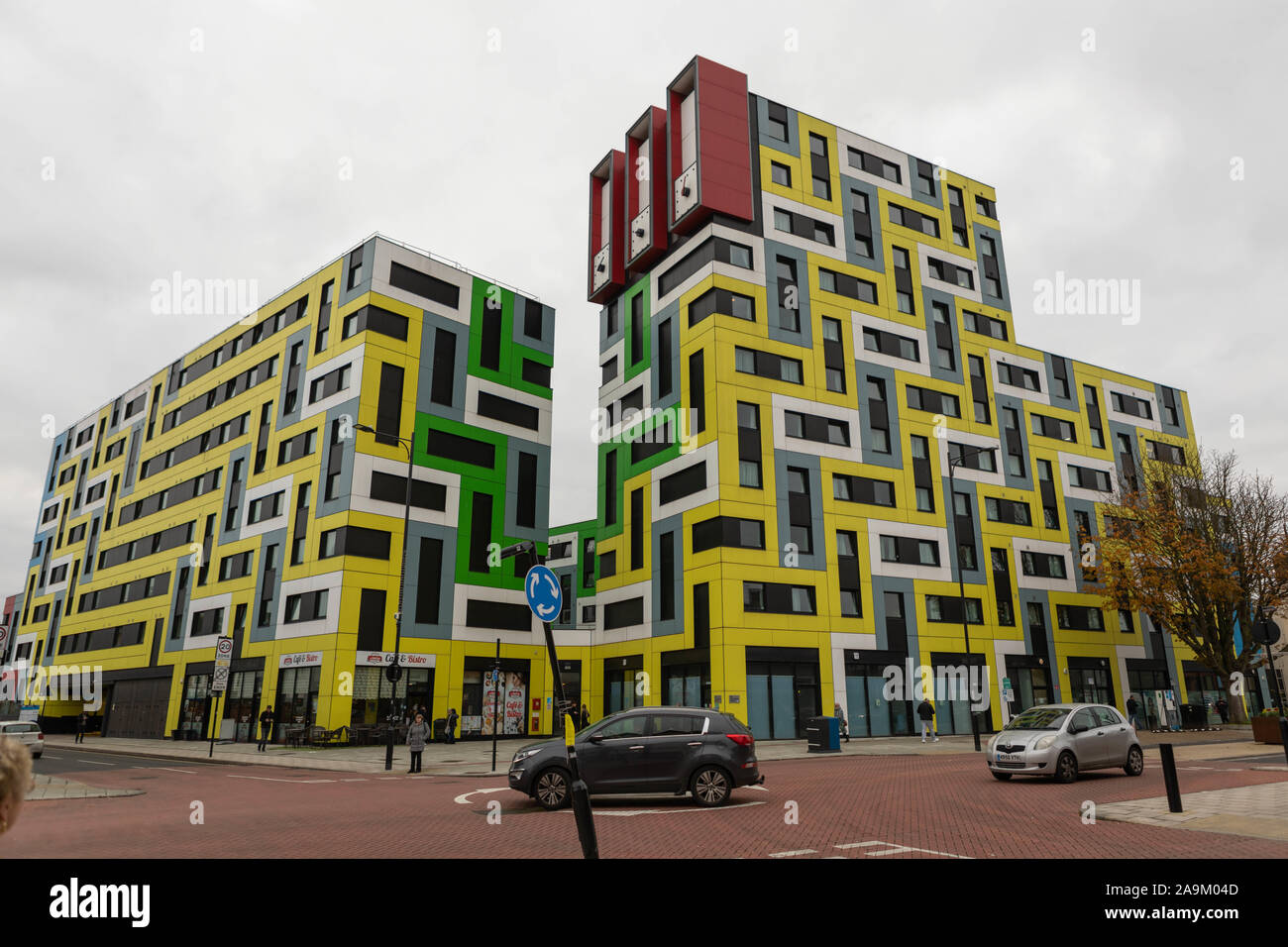 Hpl cladding hi-res stock photography and images - Alamy