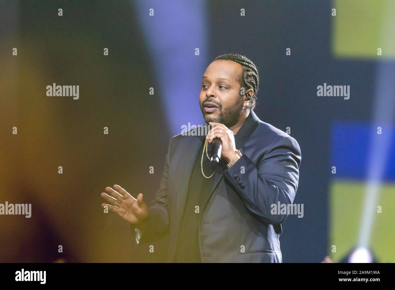 Offenburg, Germany. 15th Nov, 2019. The musicians of the band Madcon ...