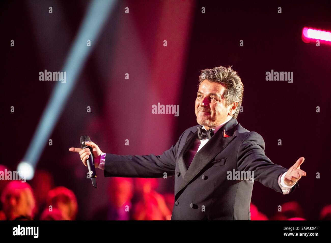 Offenburg, Germany. 15th Nov, 2019. The musician Thomas Anders performs ...
