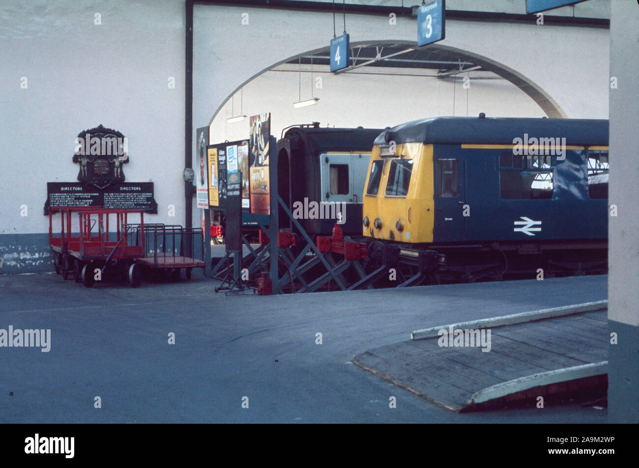 British rail 1970s hi-res stock photography and images - Alamy