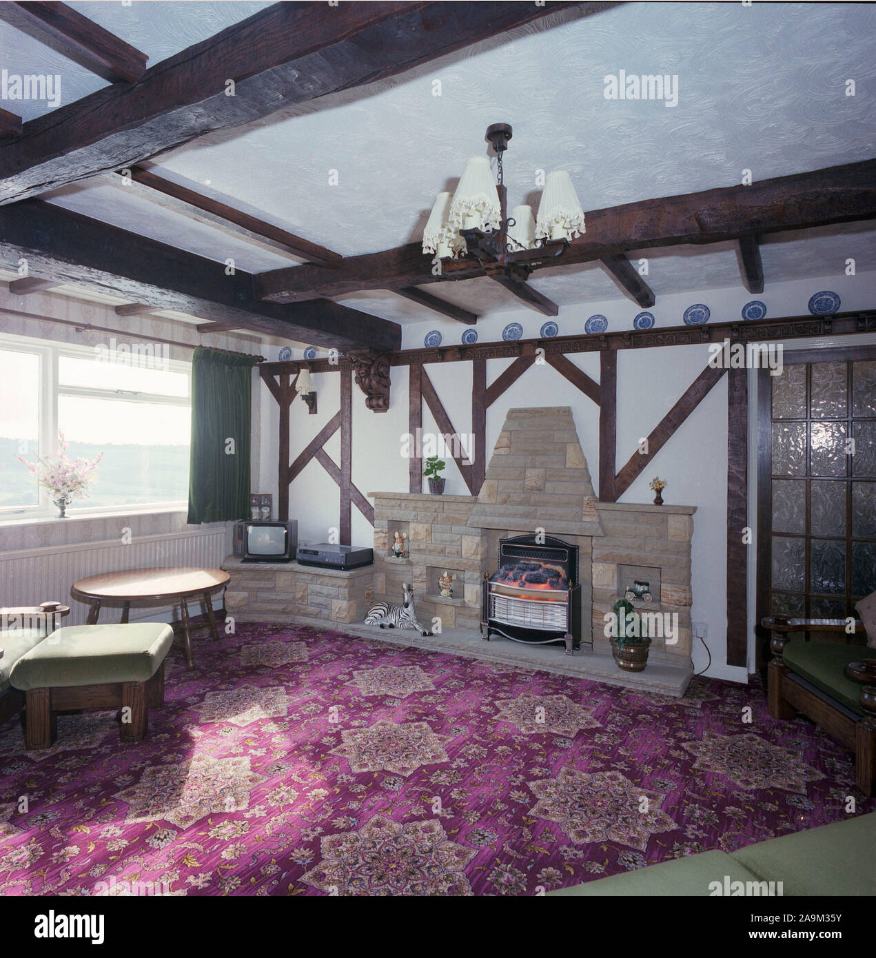 1982 Home Interiors High Resolution Stock Photography and Images - Alamy