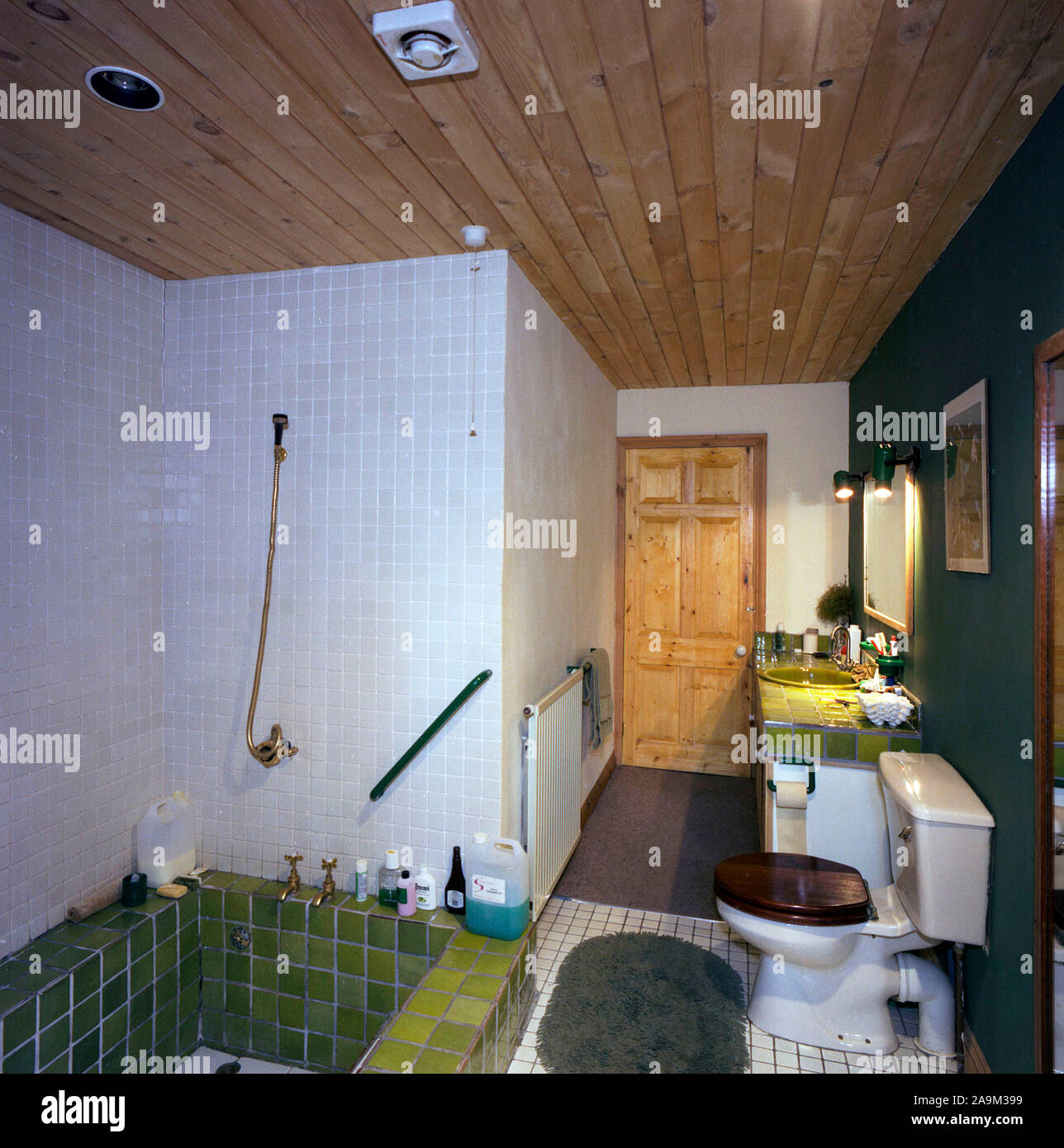 The 1980's uk house interior hi-res stock photography and images - Alamy