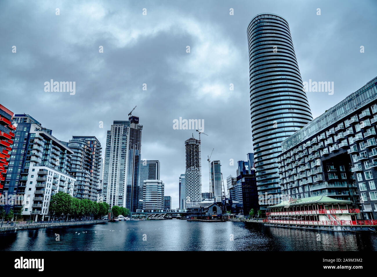 Inner Millwall Dock Stock Photo - Alamy