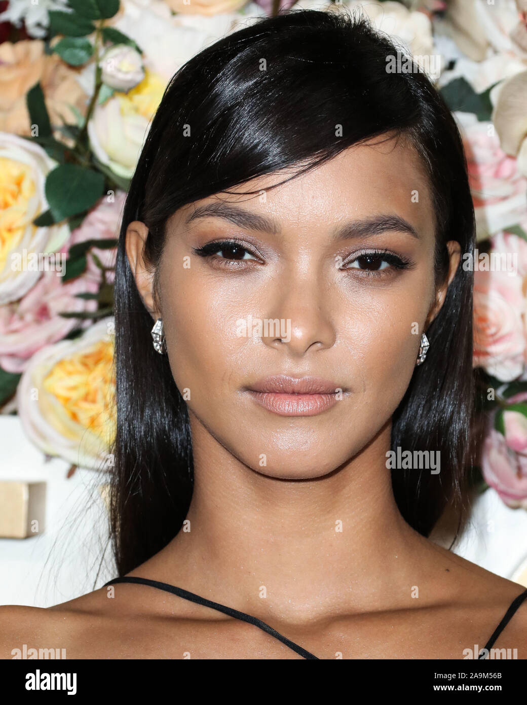 HOLLYWOOD, LOS ANGELES, CALIFORNIA, USA - NOVEMBER 15: Model Lais ...