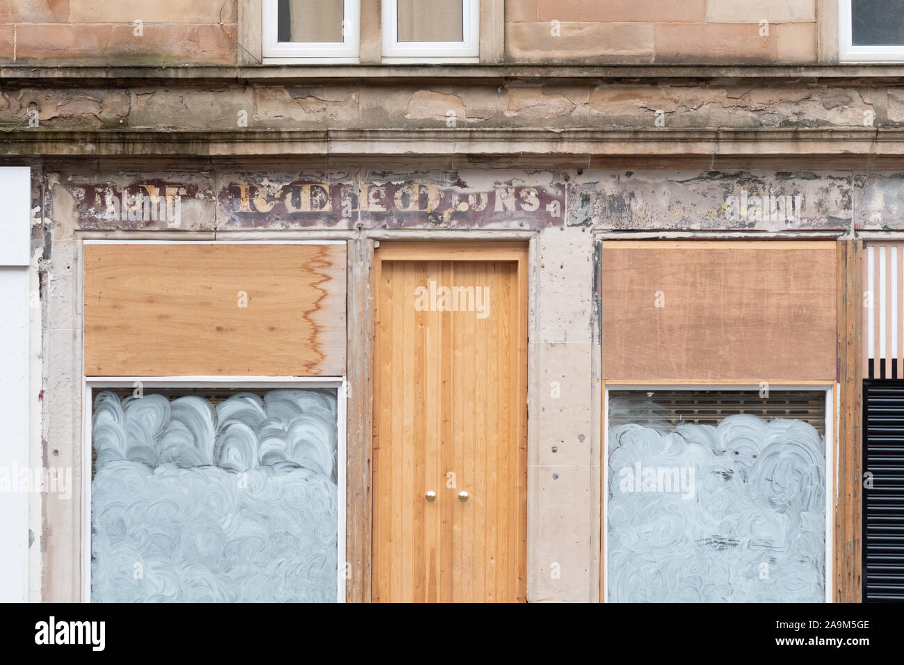 Ghost sign hi-res stock photography and images - Alamy
