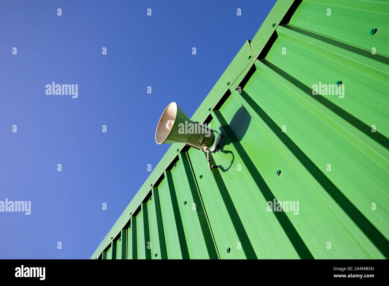 External wall cladding system hi-res stock photography and images - Alamy