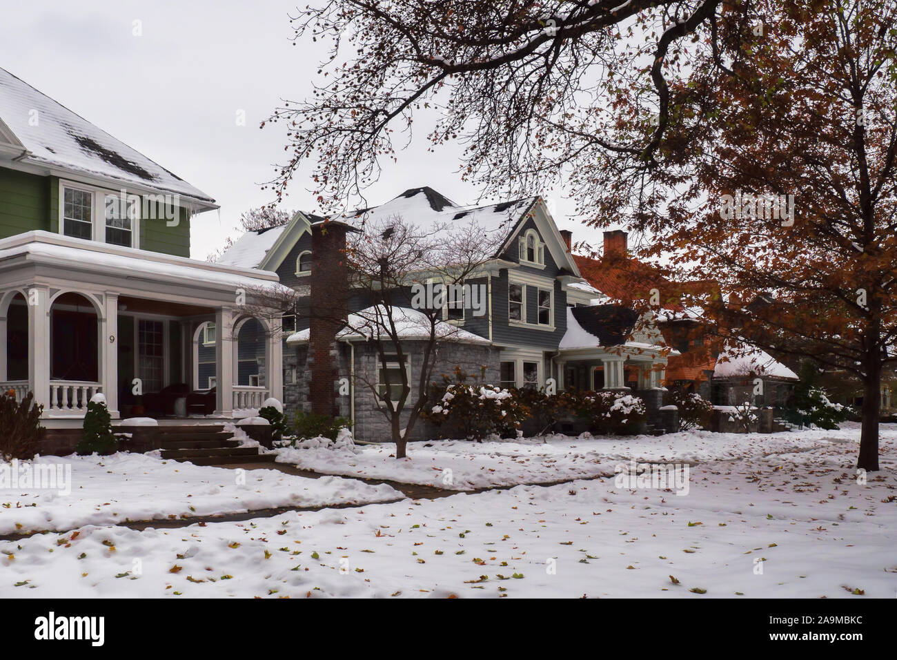 Neighborhood after snowstorm hi-res stock photography and images - Alamy