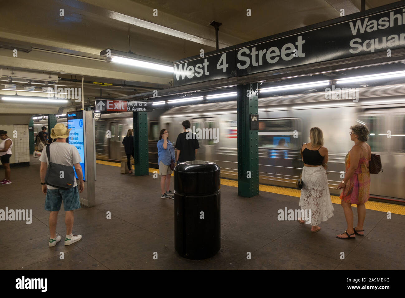 New York City subway station in New York Stock Photo - Alamy