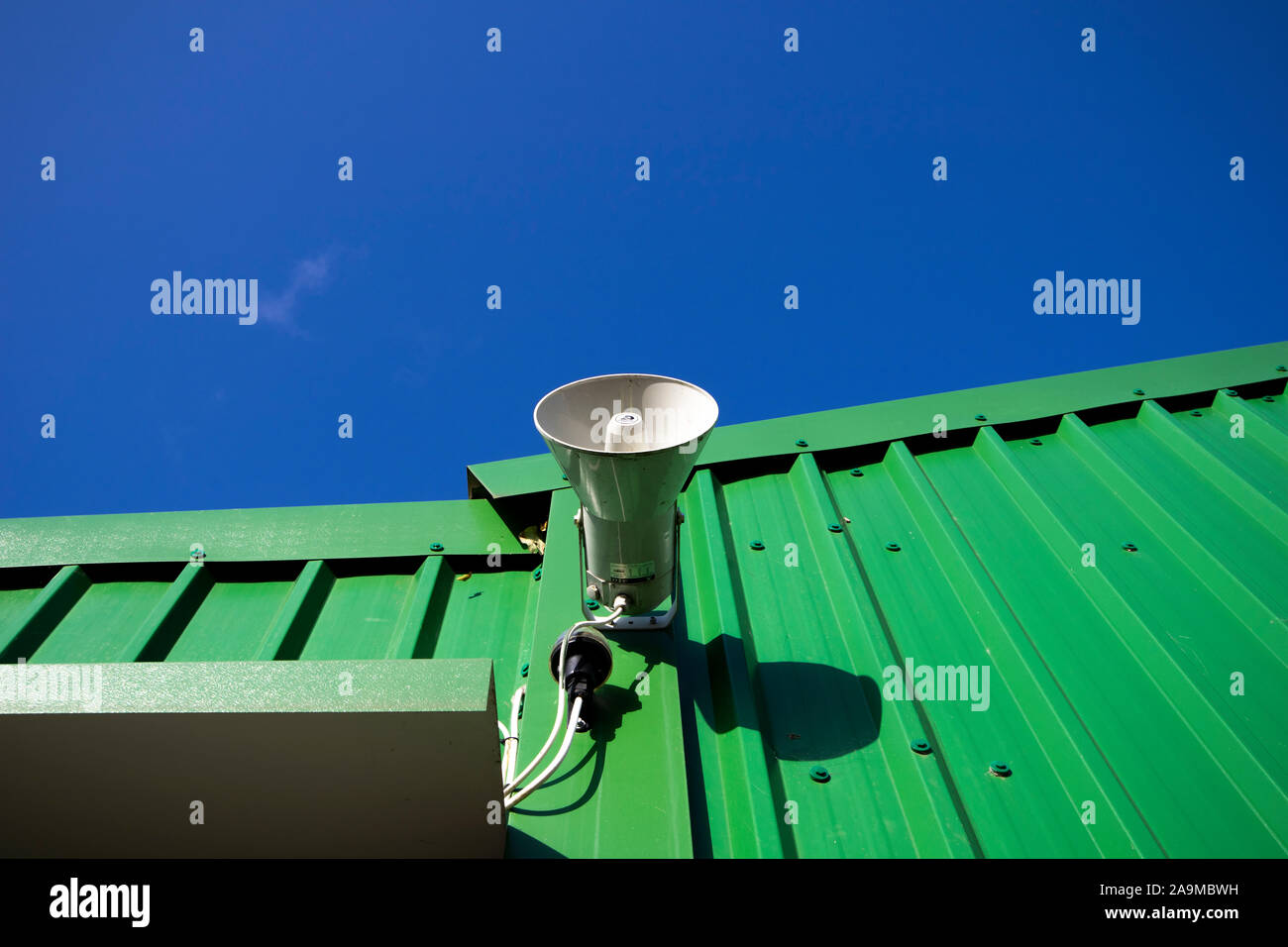 External wall cladding system hi-res stock photography and images - Alamy