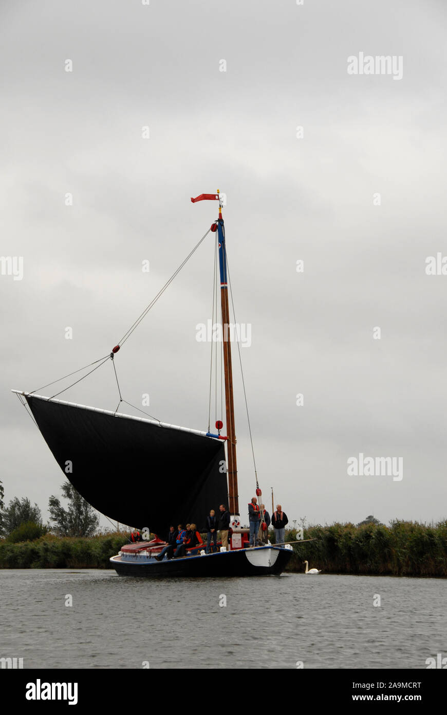 Sailing barge norfolk hi-res stock photography and images - Alamy