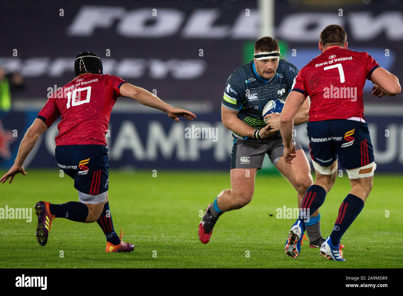 Swansea, UK. 16 November, 2019. Ospreys prop Rhodri Jones on the attack ...