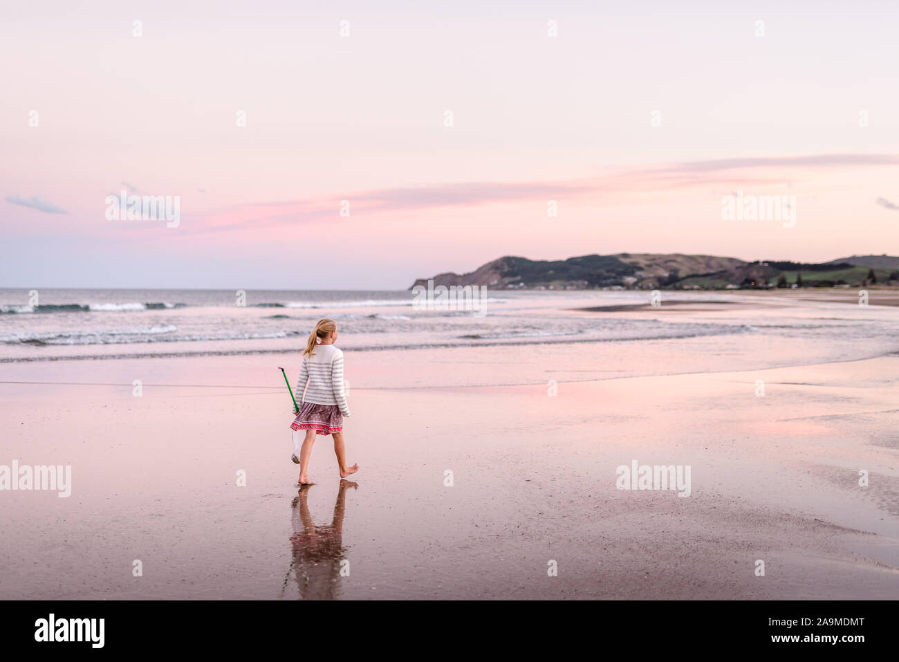 Beauty tween hi-res stock photography and images - Alamy