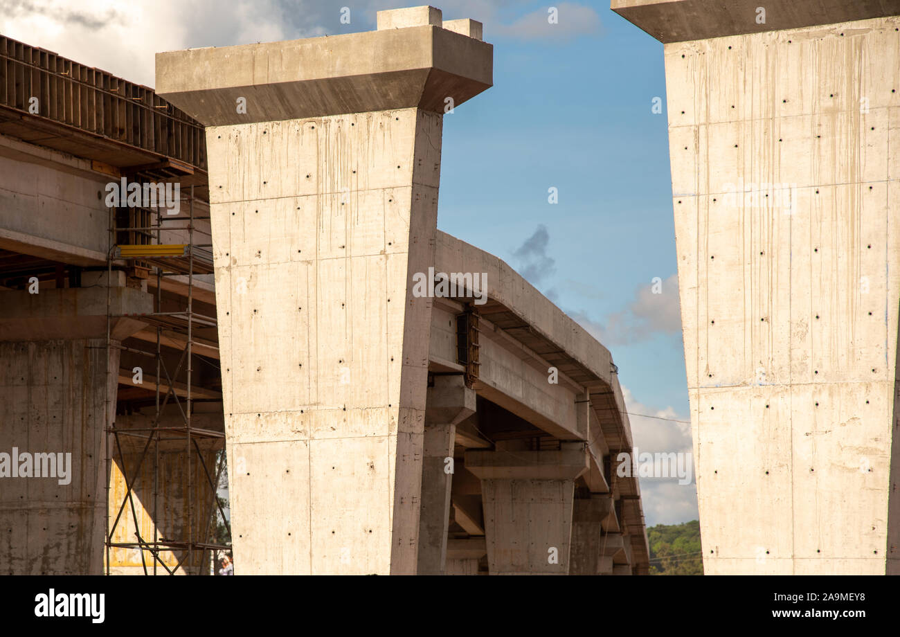 Land use under a viaduct hi-res stock photography and images - Alamy