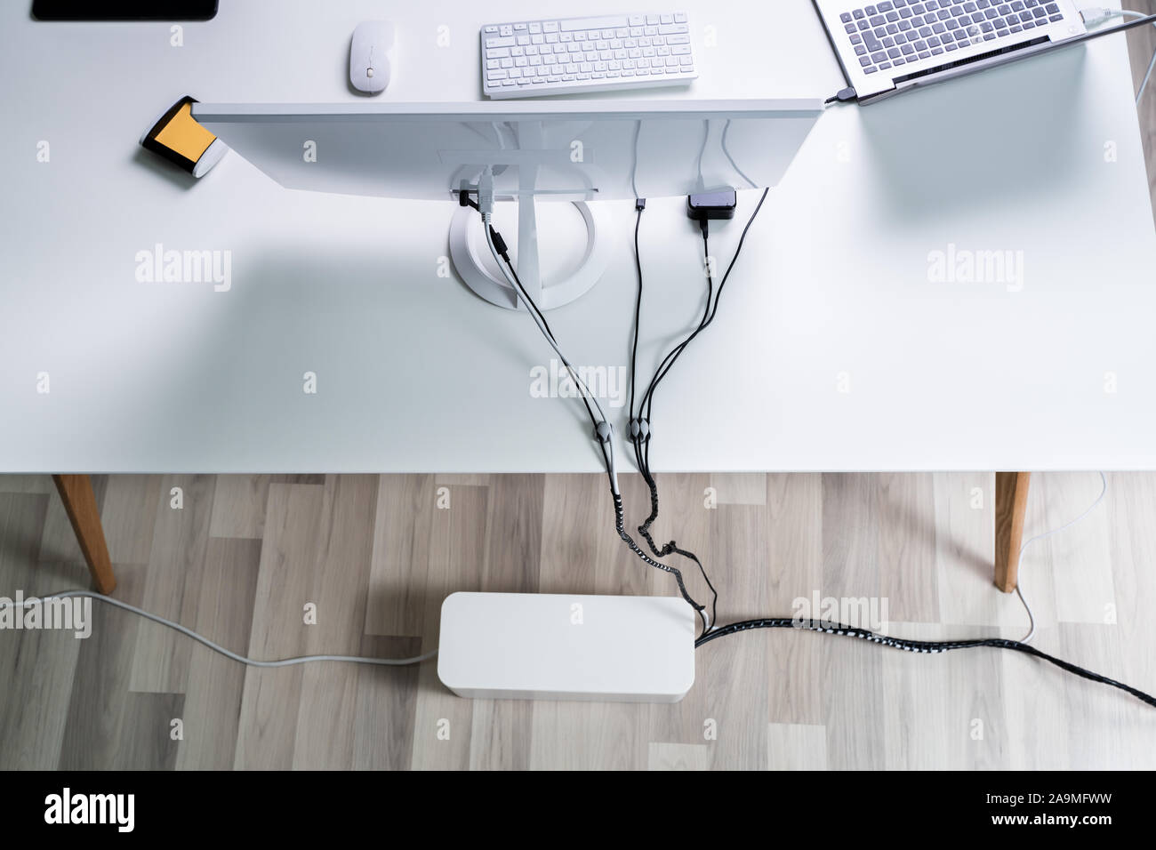 Connection organizer hi-res stock photography and images - Alamy