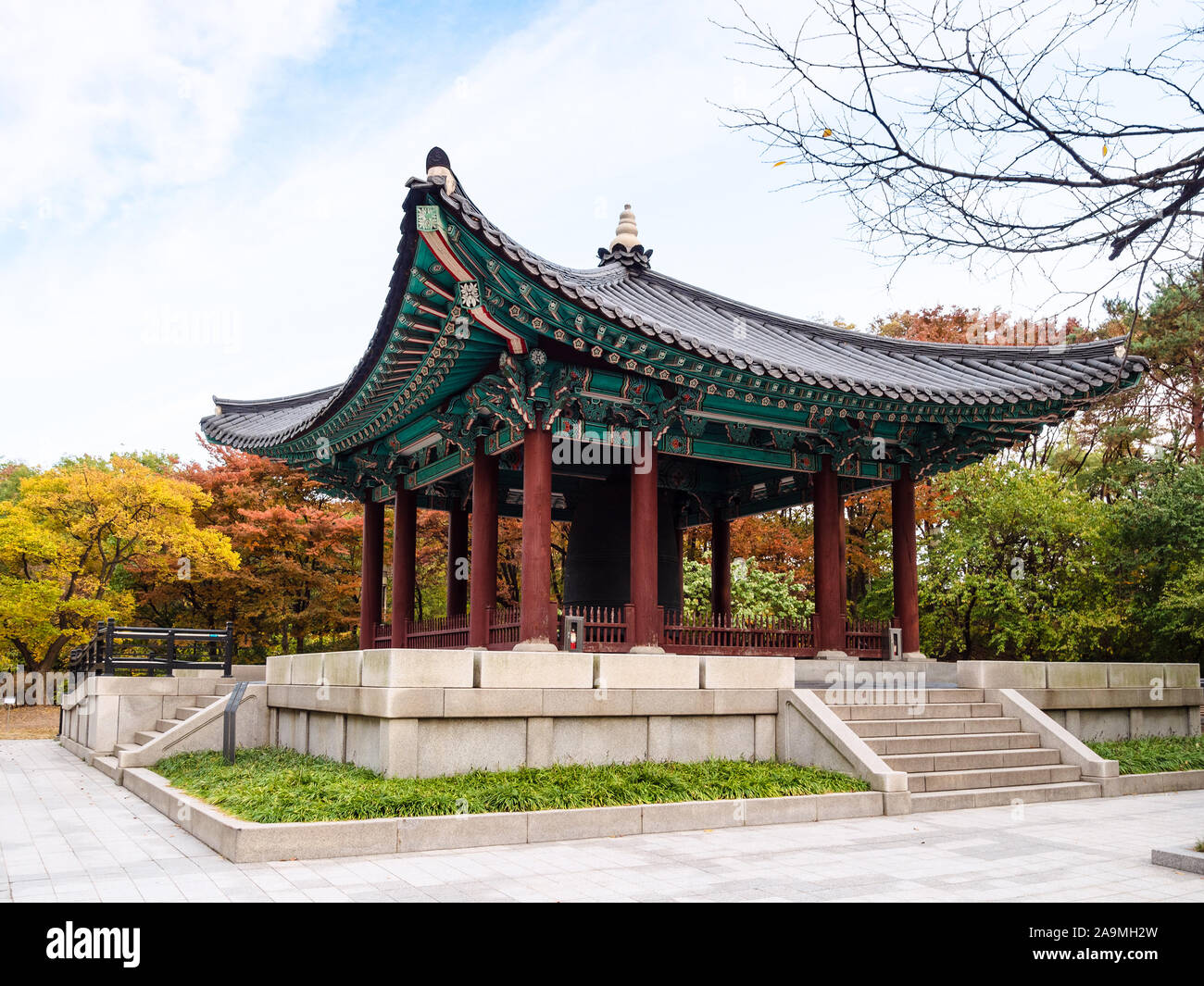 Bosingak bell pavilion hi-res stock photography and images - Alamy