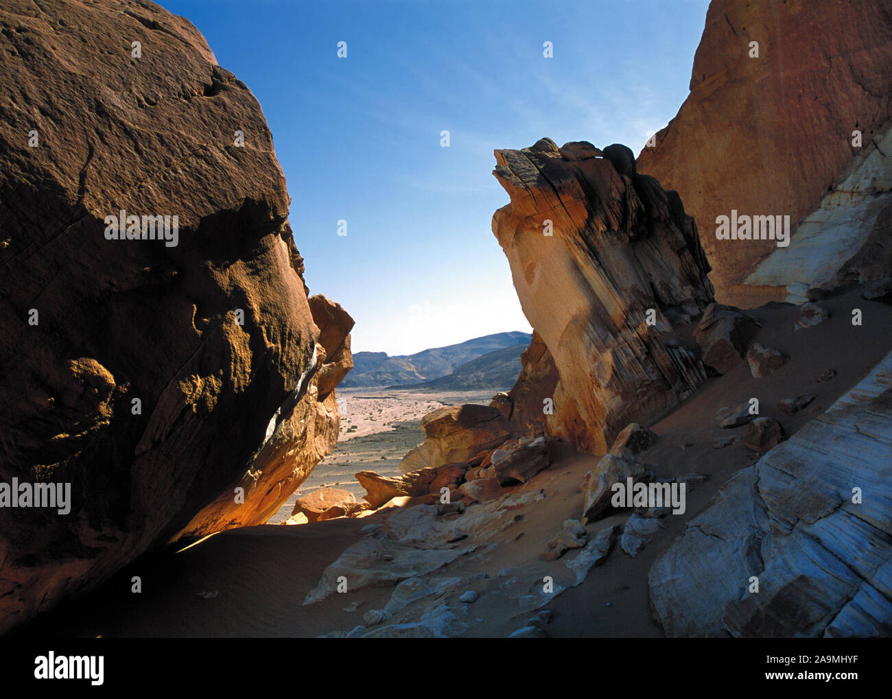 Sandstone formations in Sinai desert, Egypt Stock Photo - Alamy