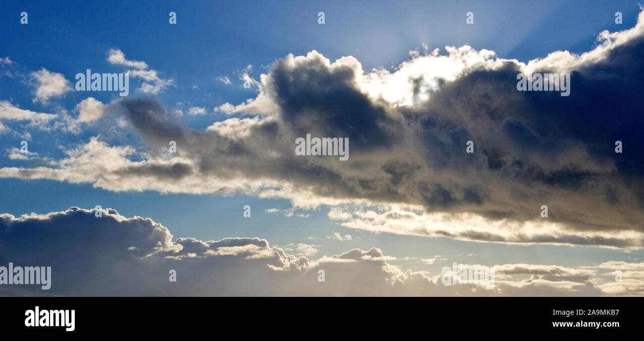 Nimbus cloud hi-res stock photography and images - Alamy
