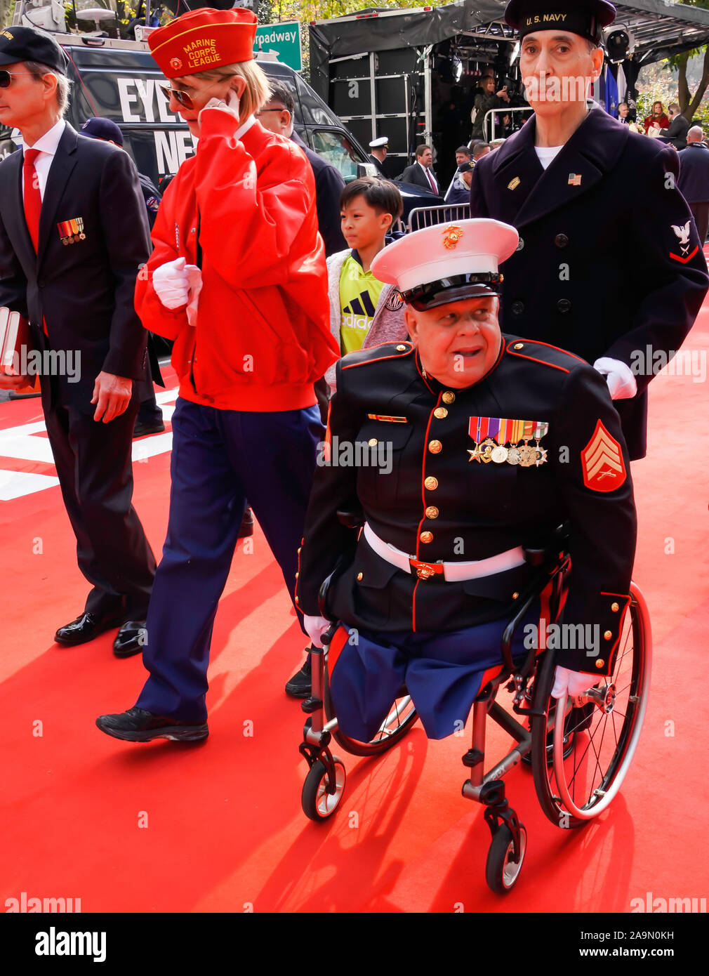 American veterans wheelchair vietnam hi-res stock photography and ...