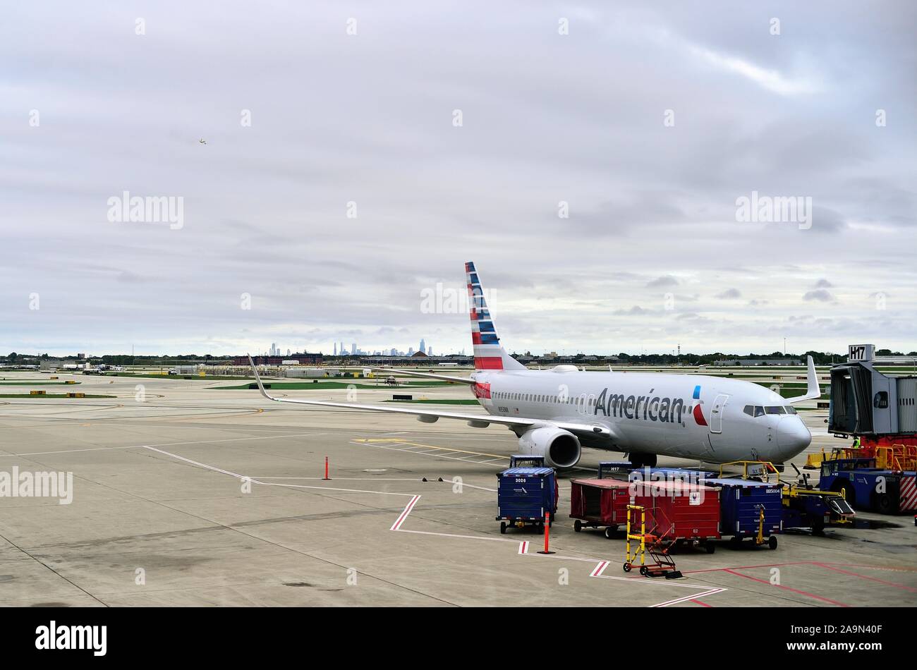 Chicago, Illinois, USA. An American Airlines jet aircraft ready for ...