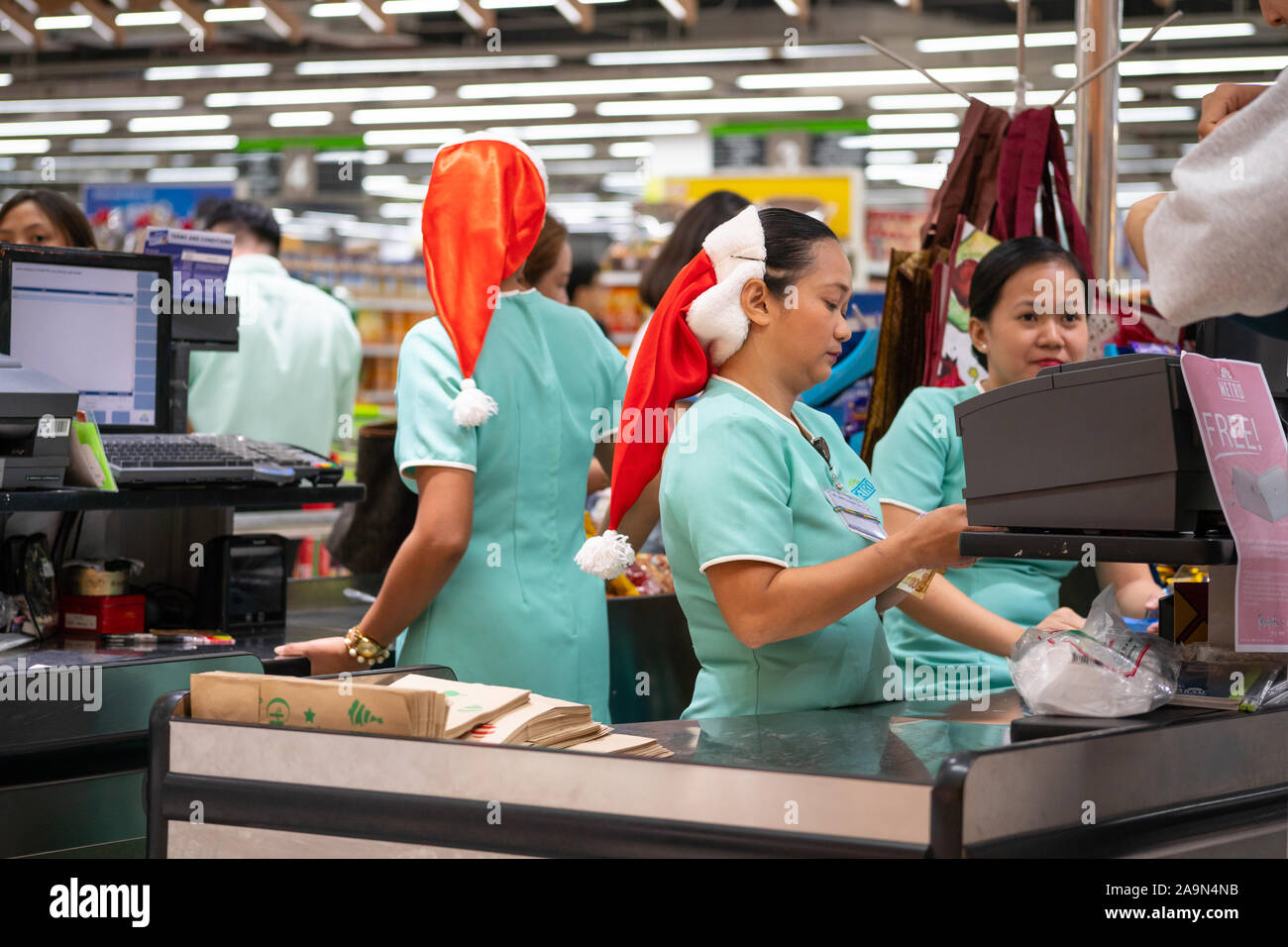 Filipino staff hi-res stock photography and images - Alamy