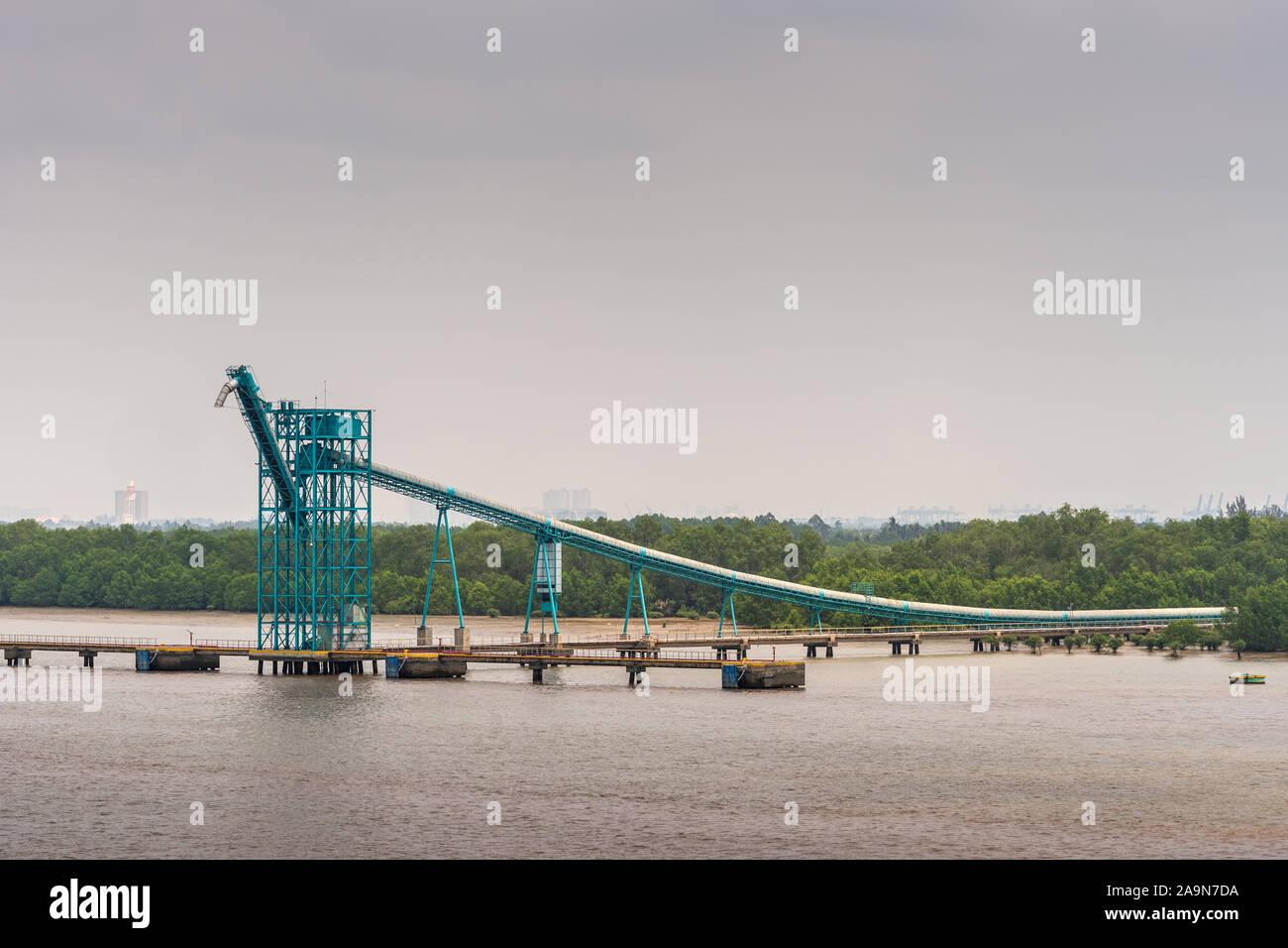 Water pipeline vietnam hi-res stock photography and images - Alamy