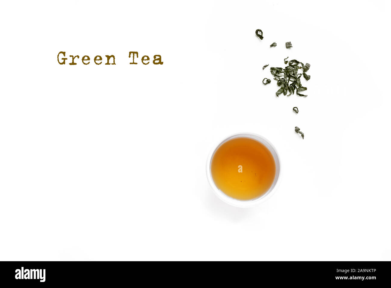 Green Tea in cup and dry tea leaves isolated on white background Stock ...