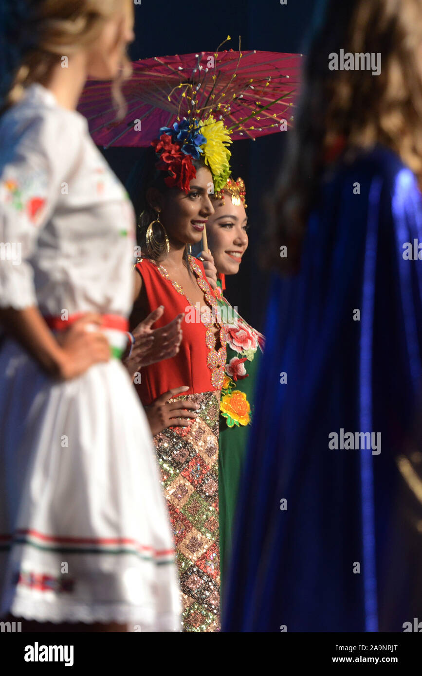 Miss international pageant hi-res stock photography and images - Alamy