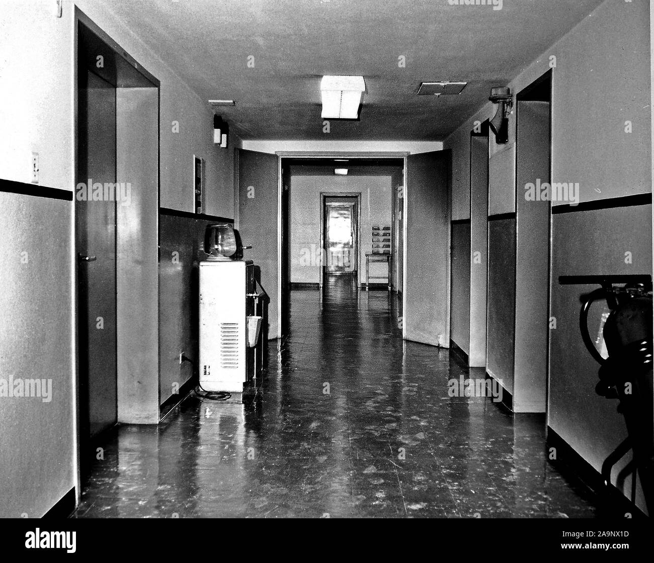 Diplomatic office Black and White Stock Photos & Images - Alamy