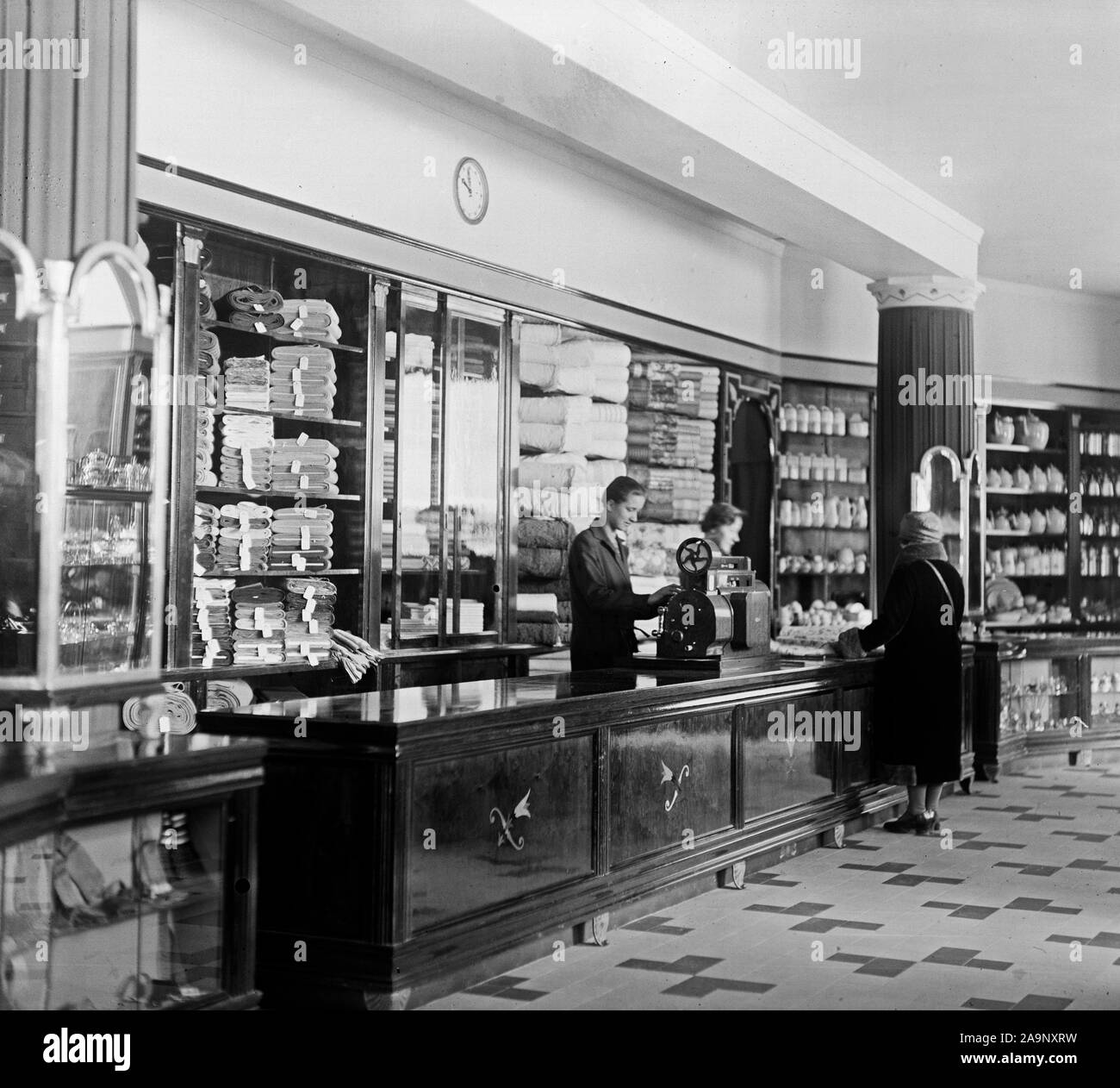 Helsinki stores 1920s hi-res stock photography and images - Alamy