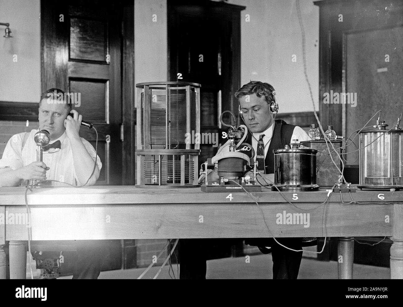 Early 1900s laboratory hi-res stock photography and images - Alamy
