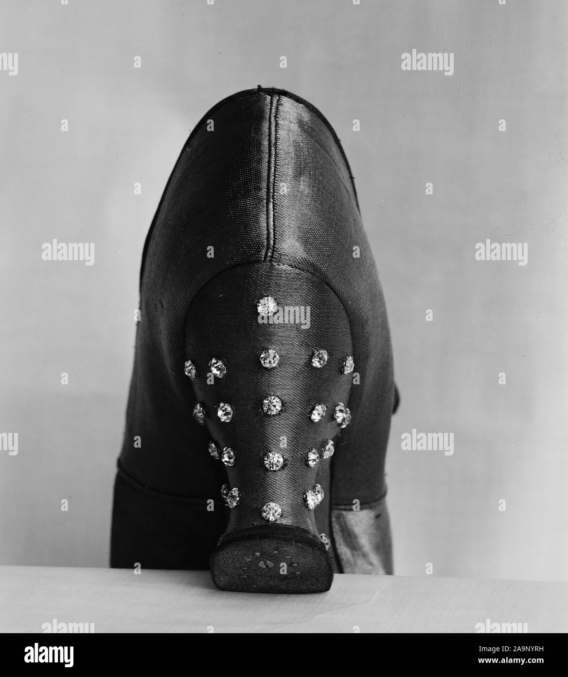 1900s fashion hi-res stock photography and images - Alamy