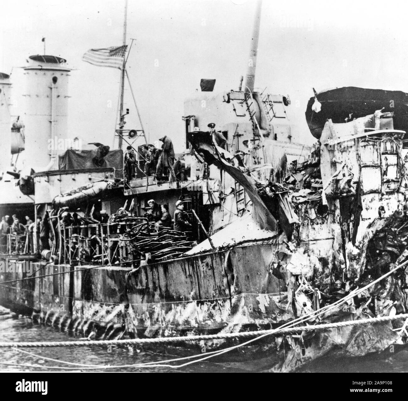 World war ii ship torpedeoed hi-res stock photography and images - Alamy