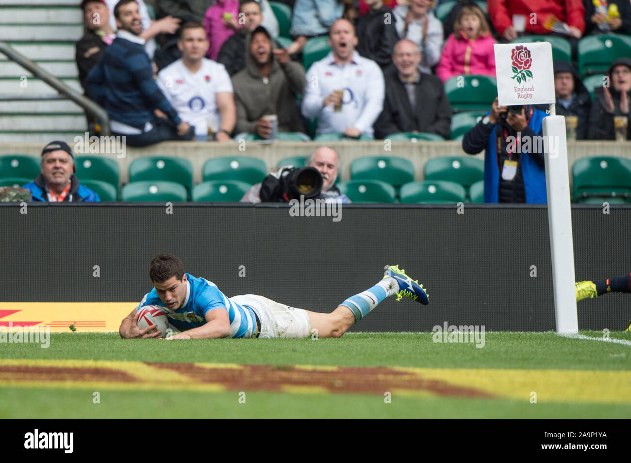 Gaem hi-res stock photography and images - Alamy