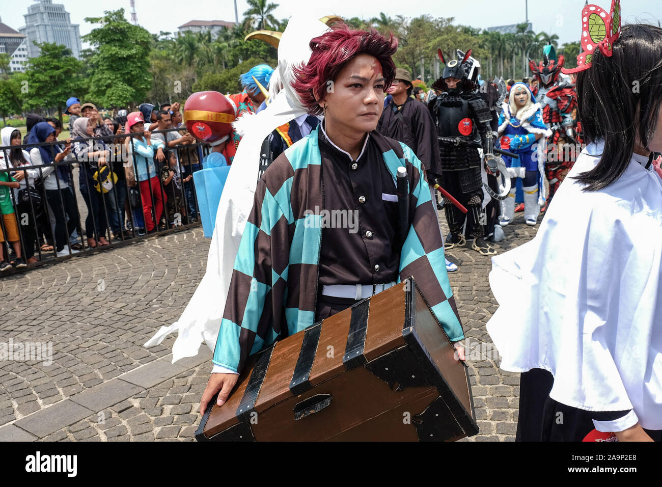 Jakarta, Indonesia. 17th Nov, 2019. Cosplayers take part in the 2019 ...