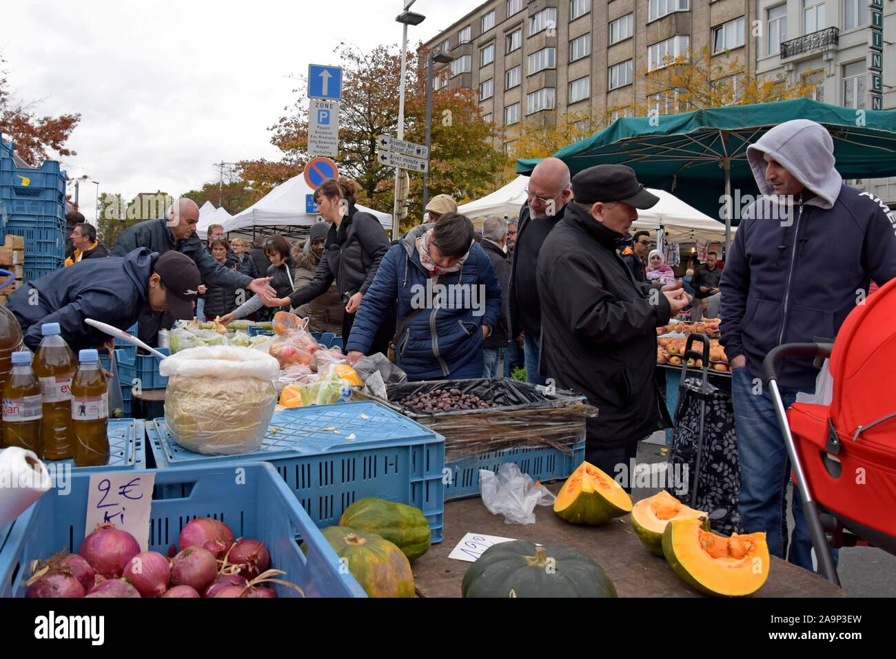 Marche du midi hi-res stock photography and images - Alamy