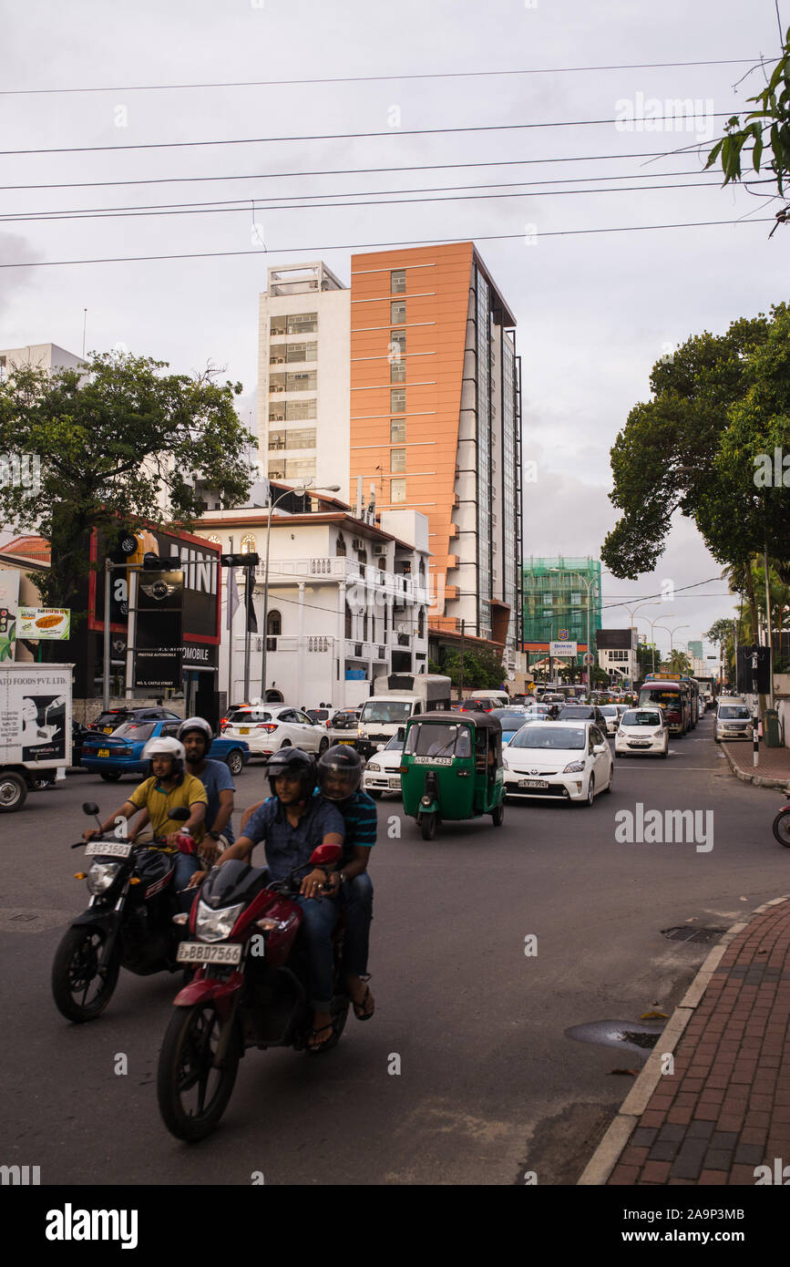 Sri lanka roads hi-res stock photography and images - Alamy