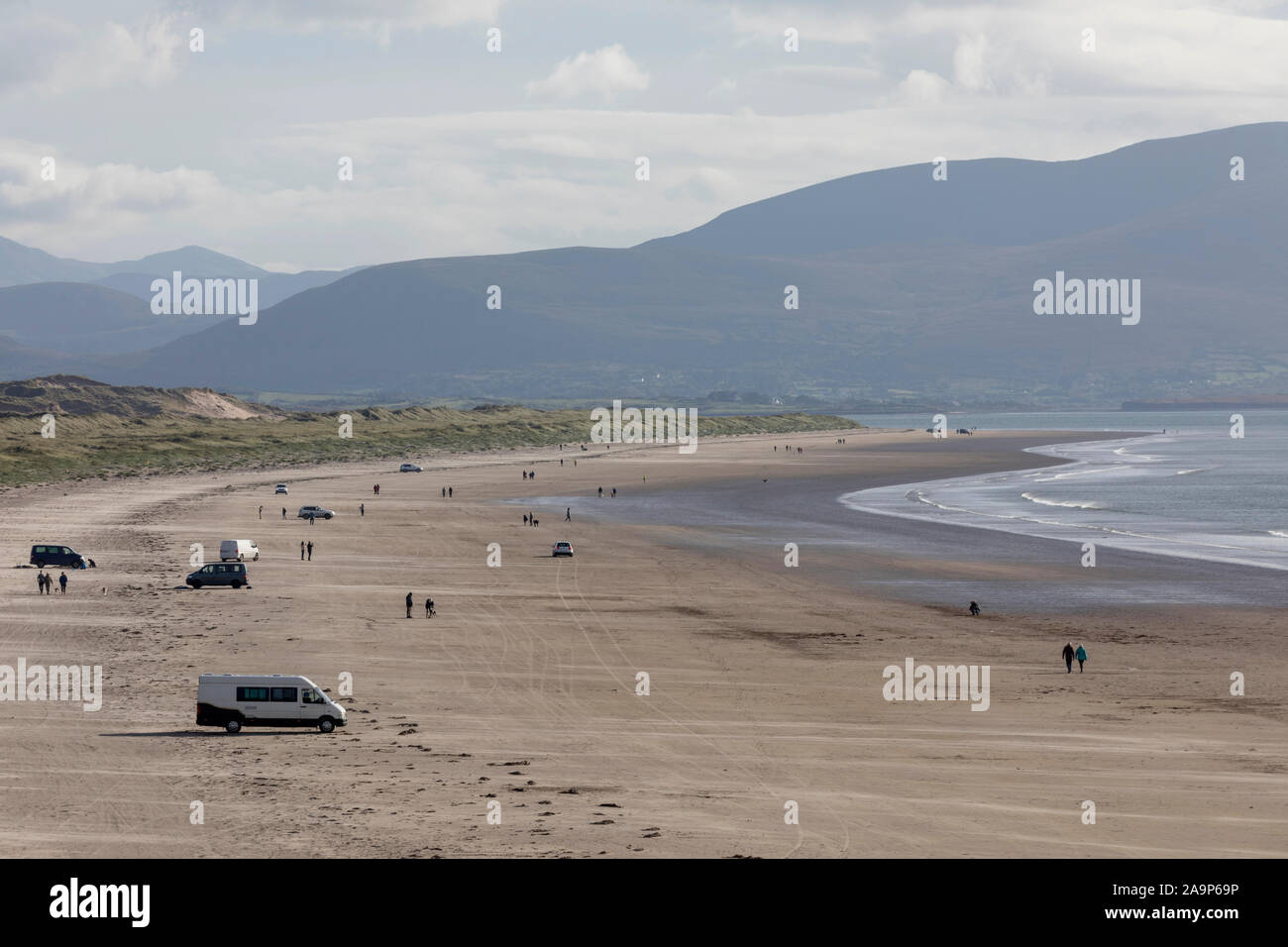 Inch Strand on the Dingle Peninsula, County Kerry, Republic of Ireland ...