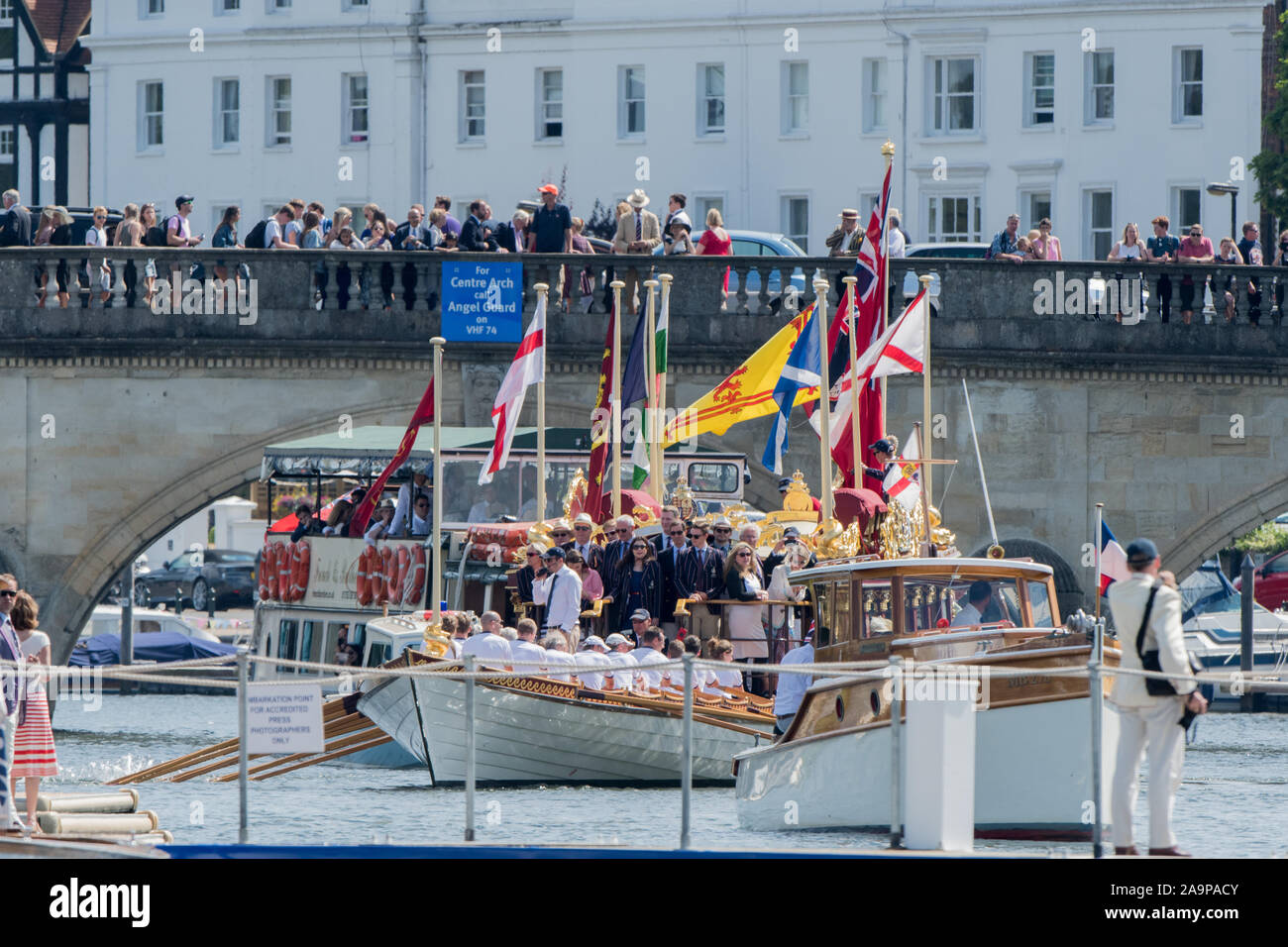 Henley reach royal regatta river thames henley reach sunday hi-res ...