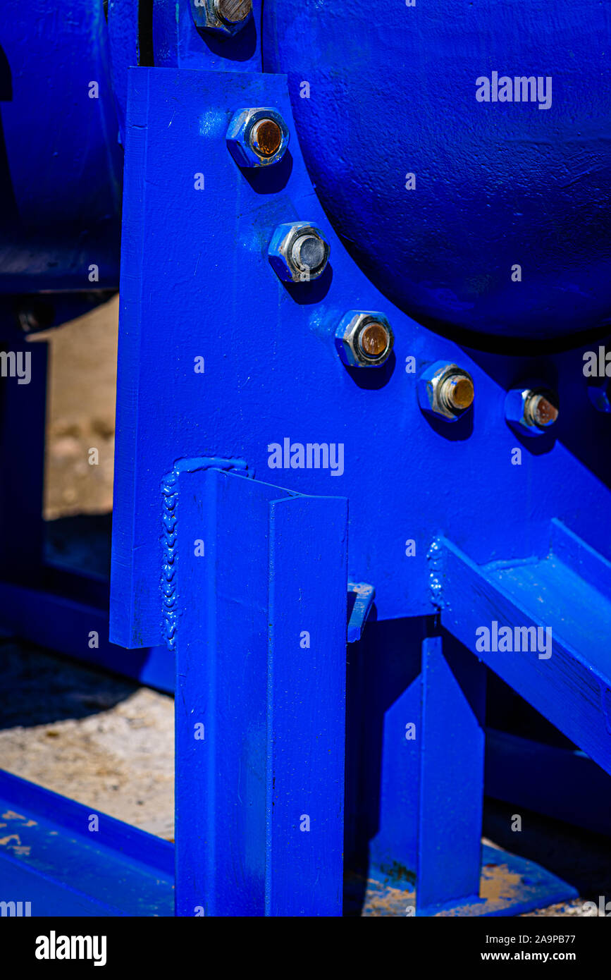 Pipeline anchoring hi-res stock photography and images - Alamy