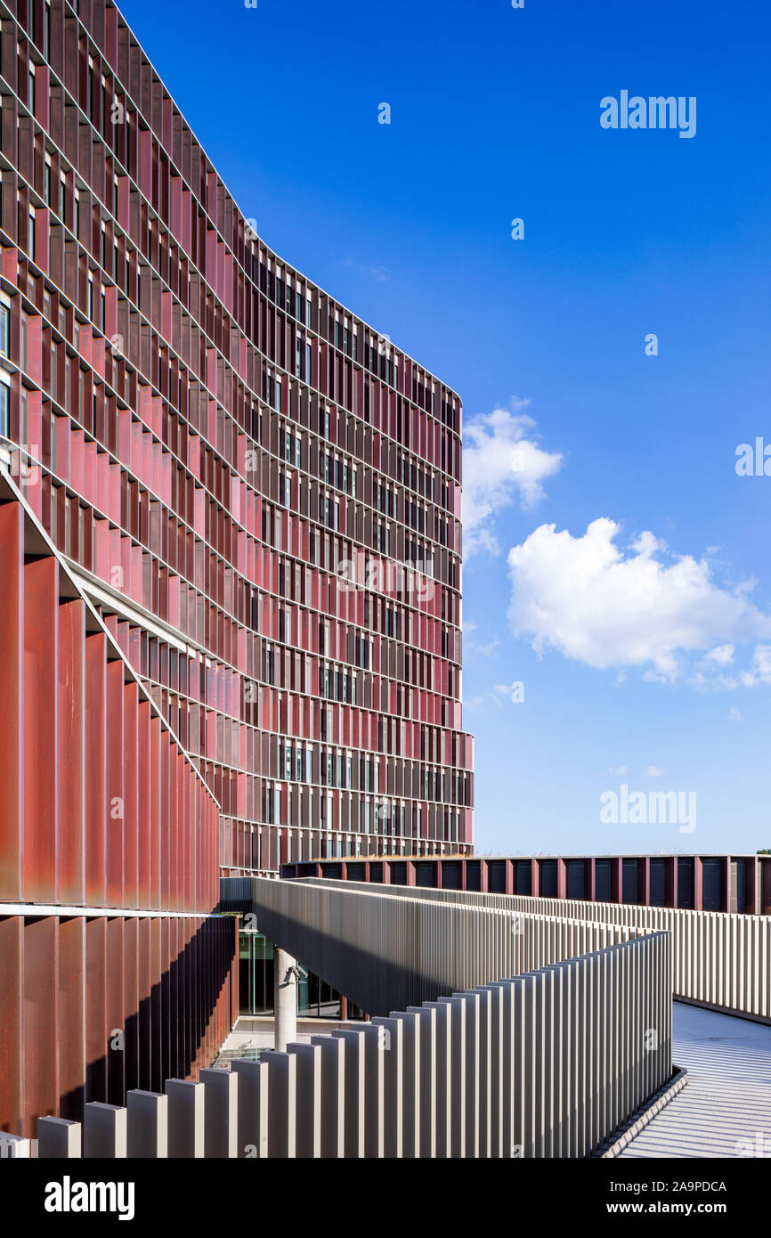 Maersk Tower (Mærsk Tårnet), designed by C.F. Møller Architects (2017 ...